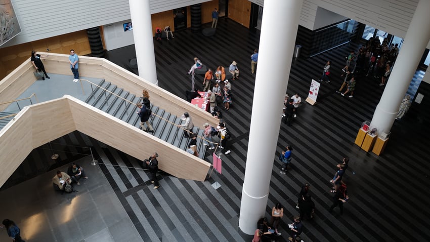 How to Use Geofencing to Improve Security Systems - Inpixon